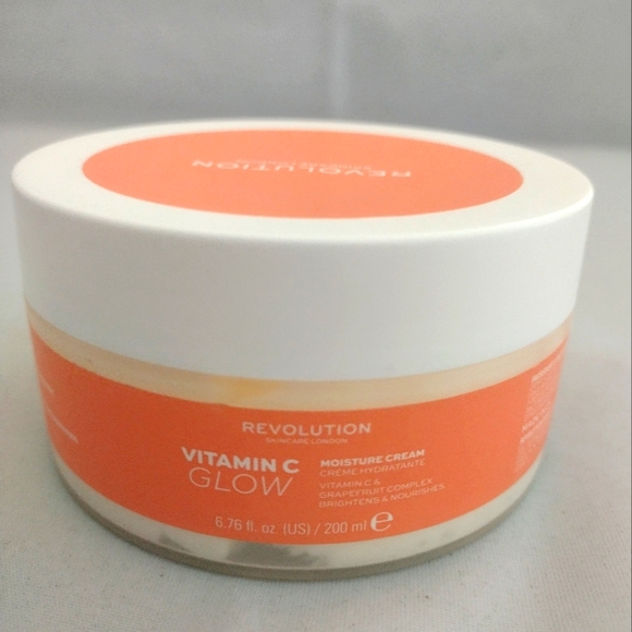 Revolution | Skincare | Revolution Vitamin C Glow Moisturizer Cream ...